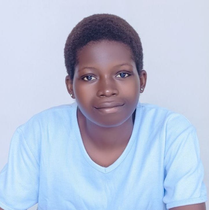 Eve Ahotin | Snipfeed