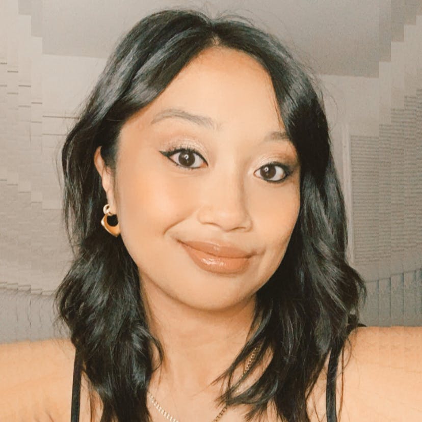 Claire Smiley | Snipfeed