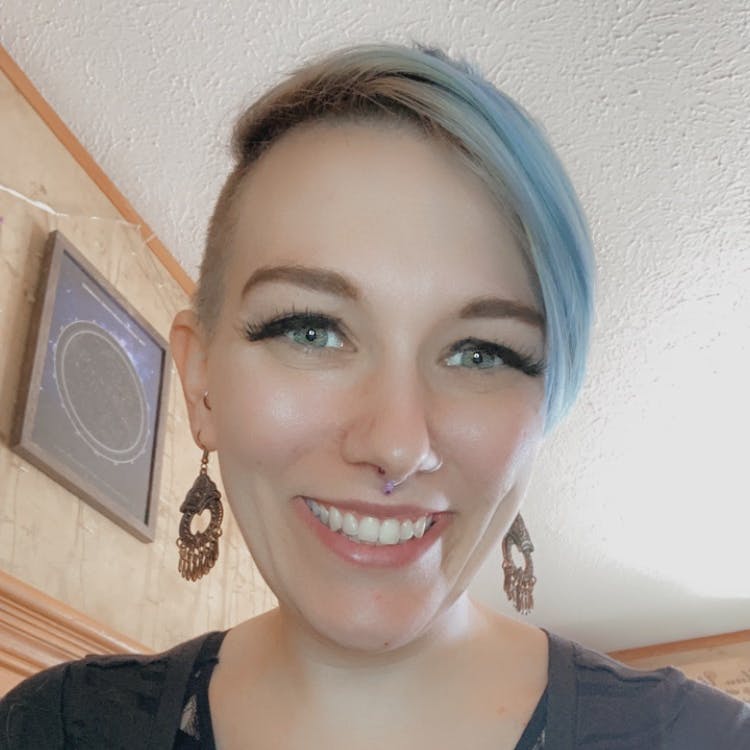 Amanda Locke | Snipfeed