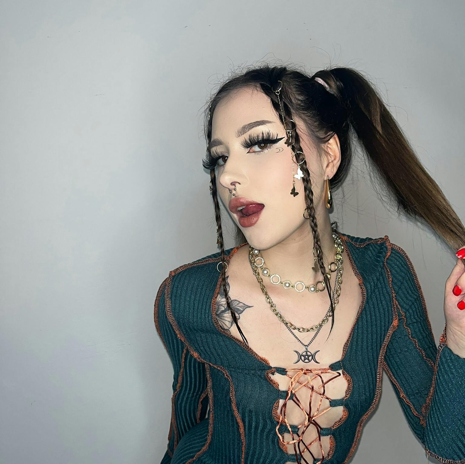 Vici Vail | Snipfeed