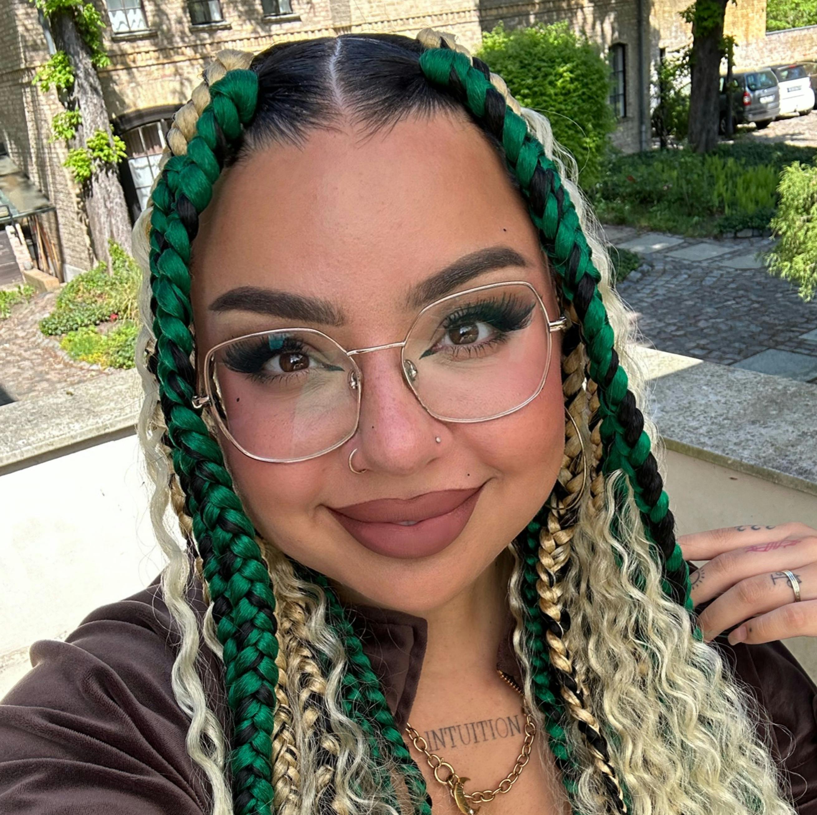 Yma Louisa 🧚🏼‍♀️ | Snipfeed