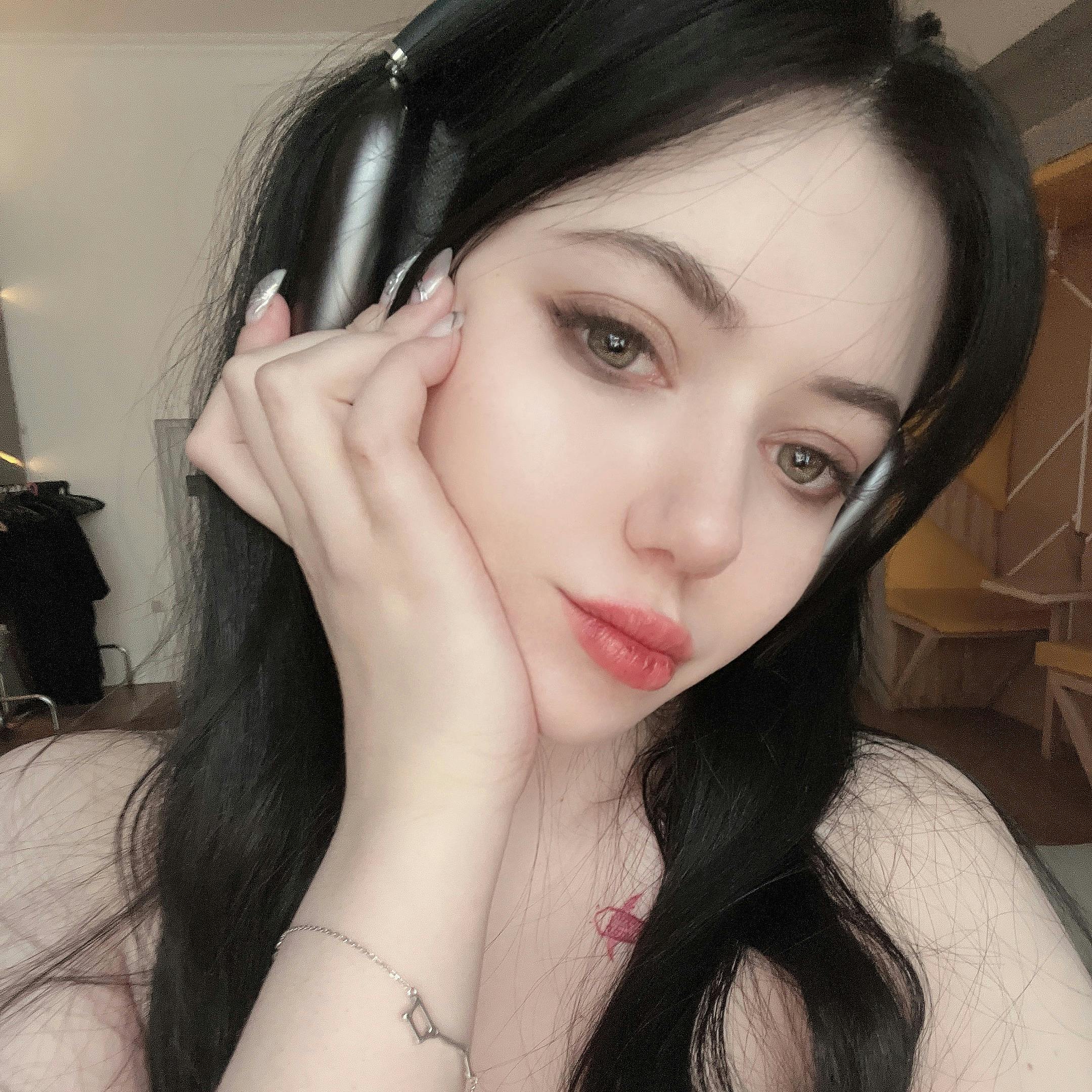 Planoly Creator Store | Alina Becker