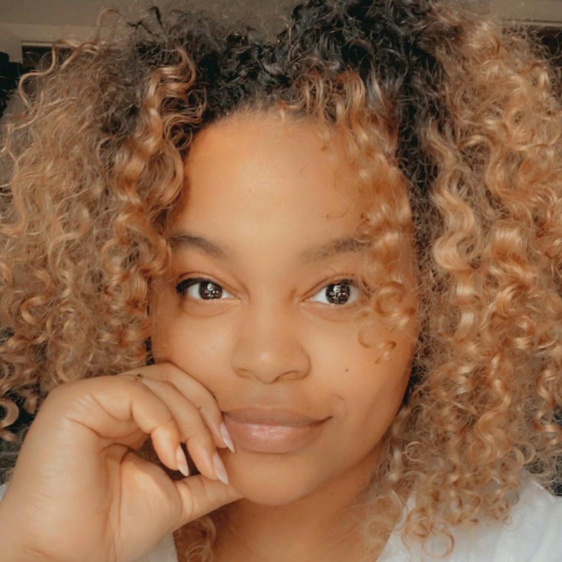 Vanessa Clark | Snipfeed